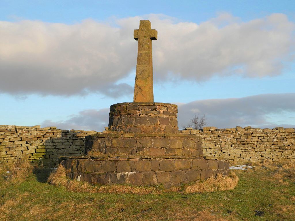 Compstons Cross & The Singing Ringing Tree – Wellness Walks